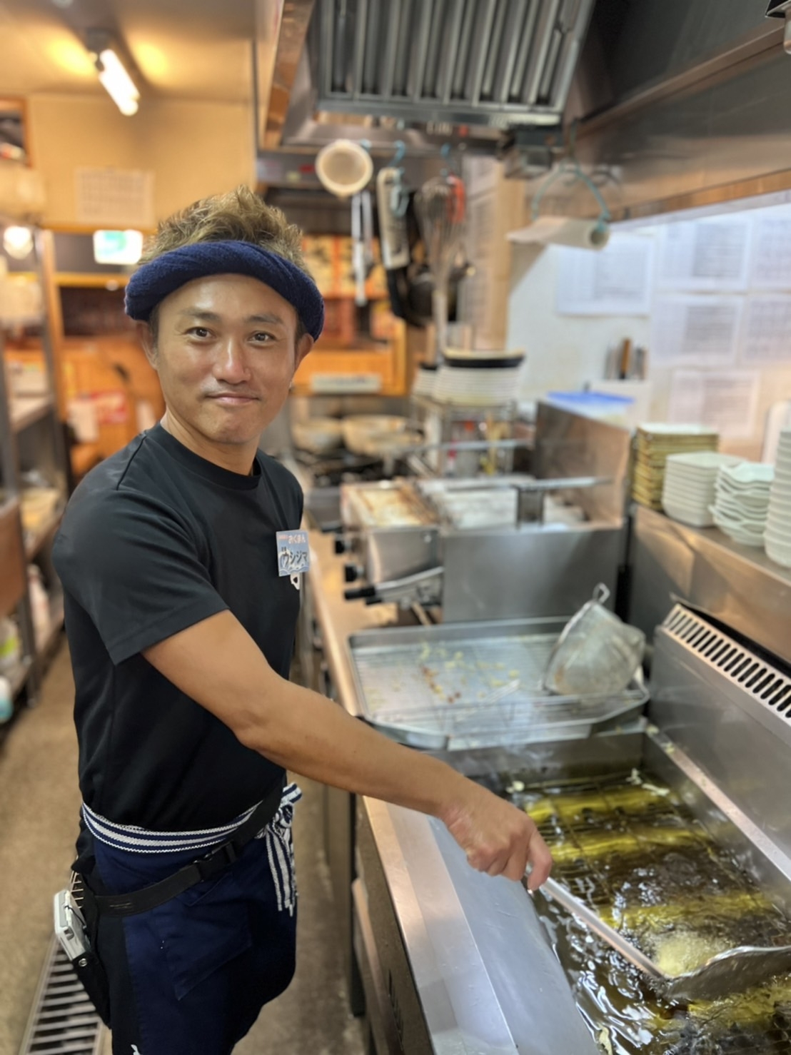 Seafood stall Okuman Nishihonmachi store kitchen staff-株式会社こうむら ...
