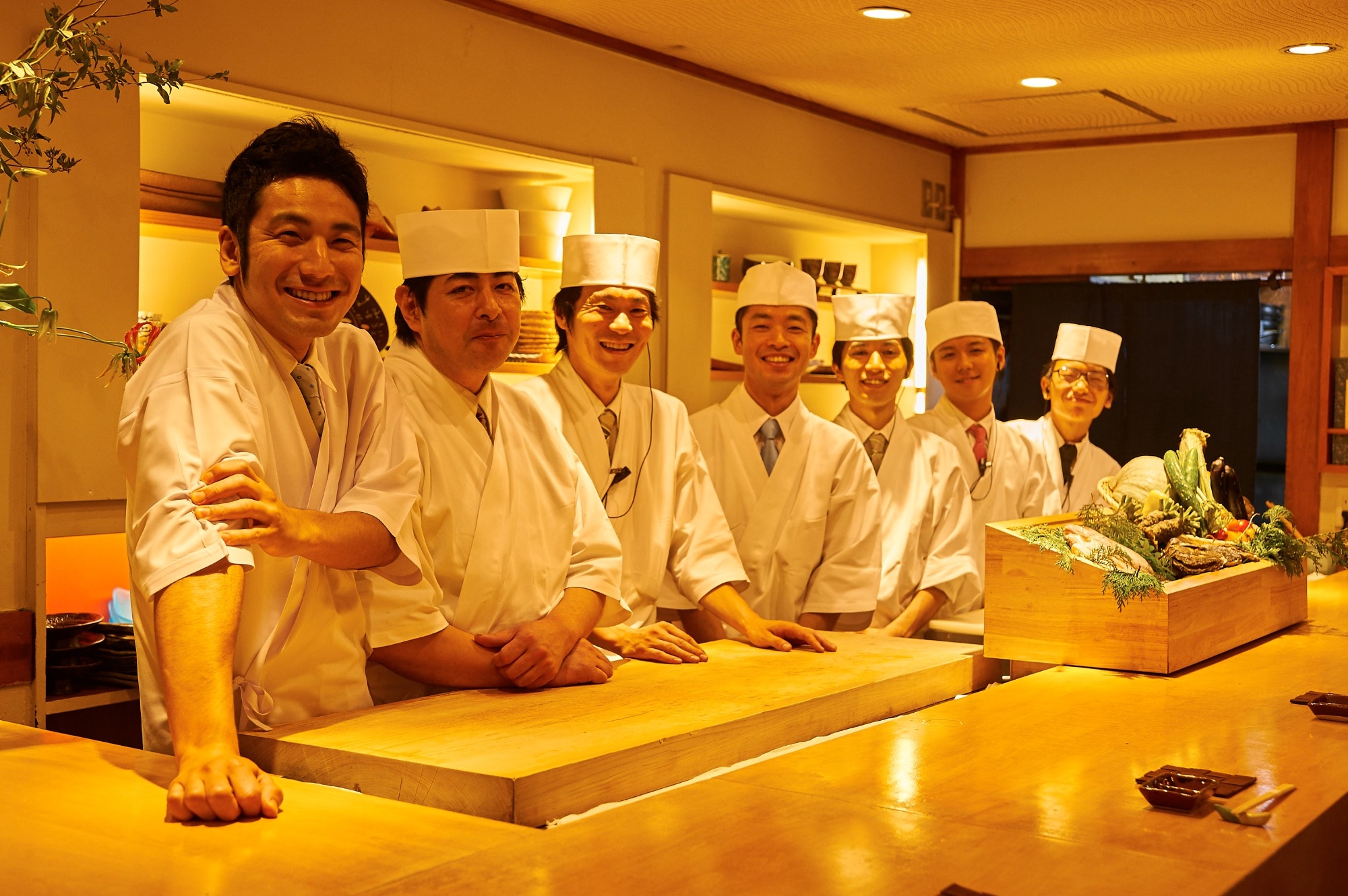 Even inexperienced people can become Japanese chefs! Foreign chefs are ...