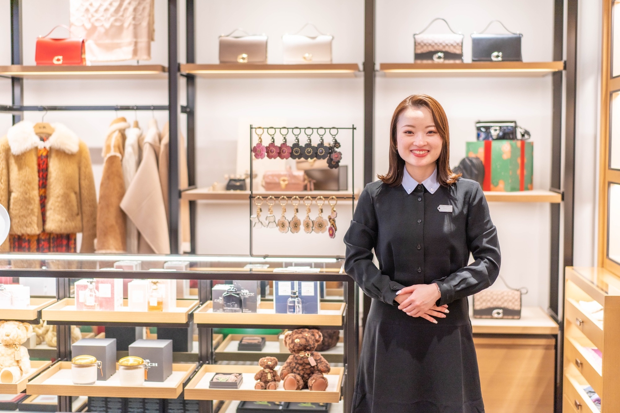 【COACH鳥栖】通訳兼、接客販売スタッフ ★中国語(広東語・北京語)を活かす！-株式会社 ツナググループHC(タペストリー・ジャパン合同会社 ...