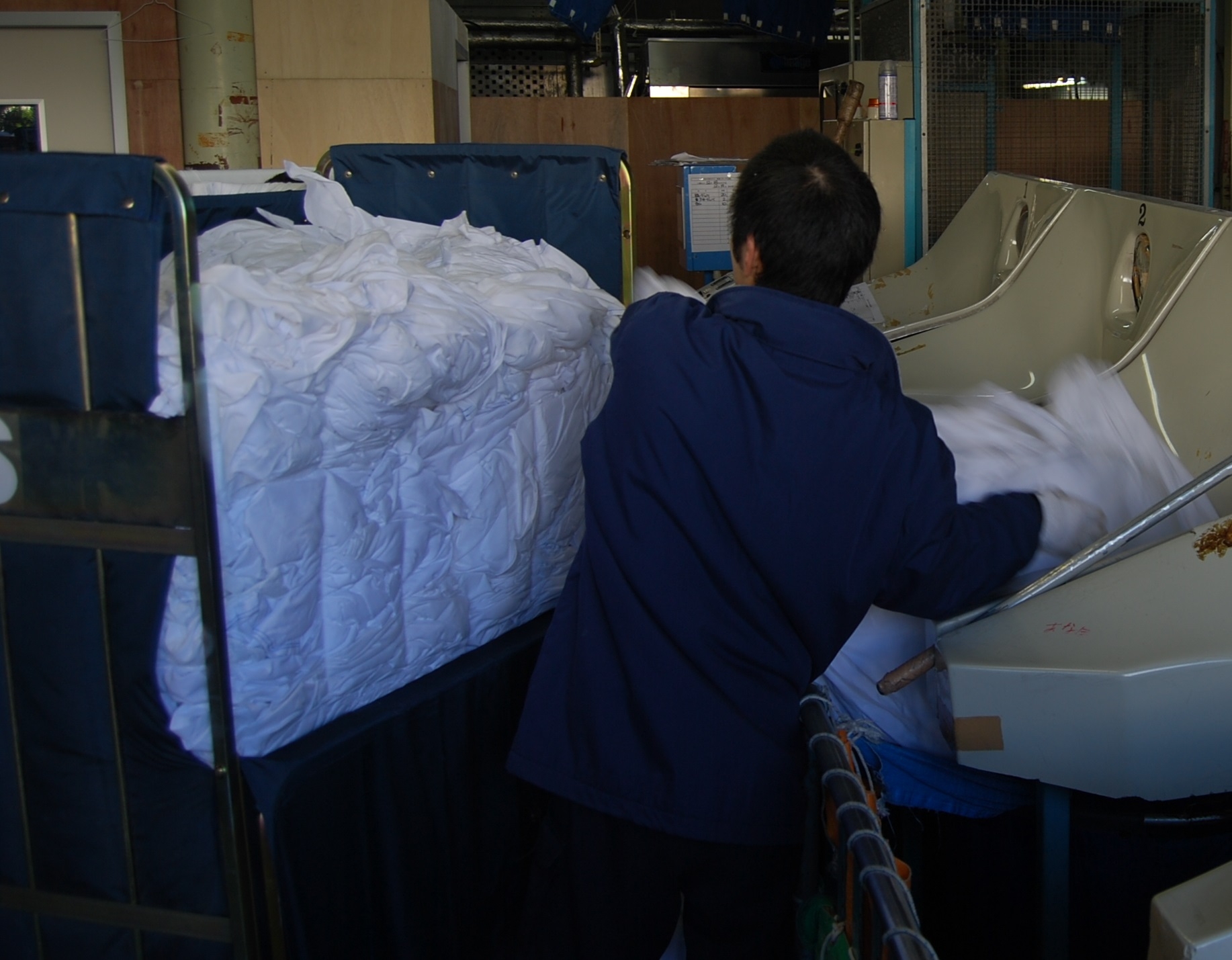 [Inexperienced OK! ・Japanese beginners OK!] Laundry sorting work ...