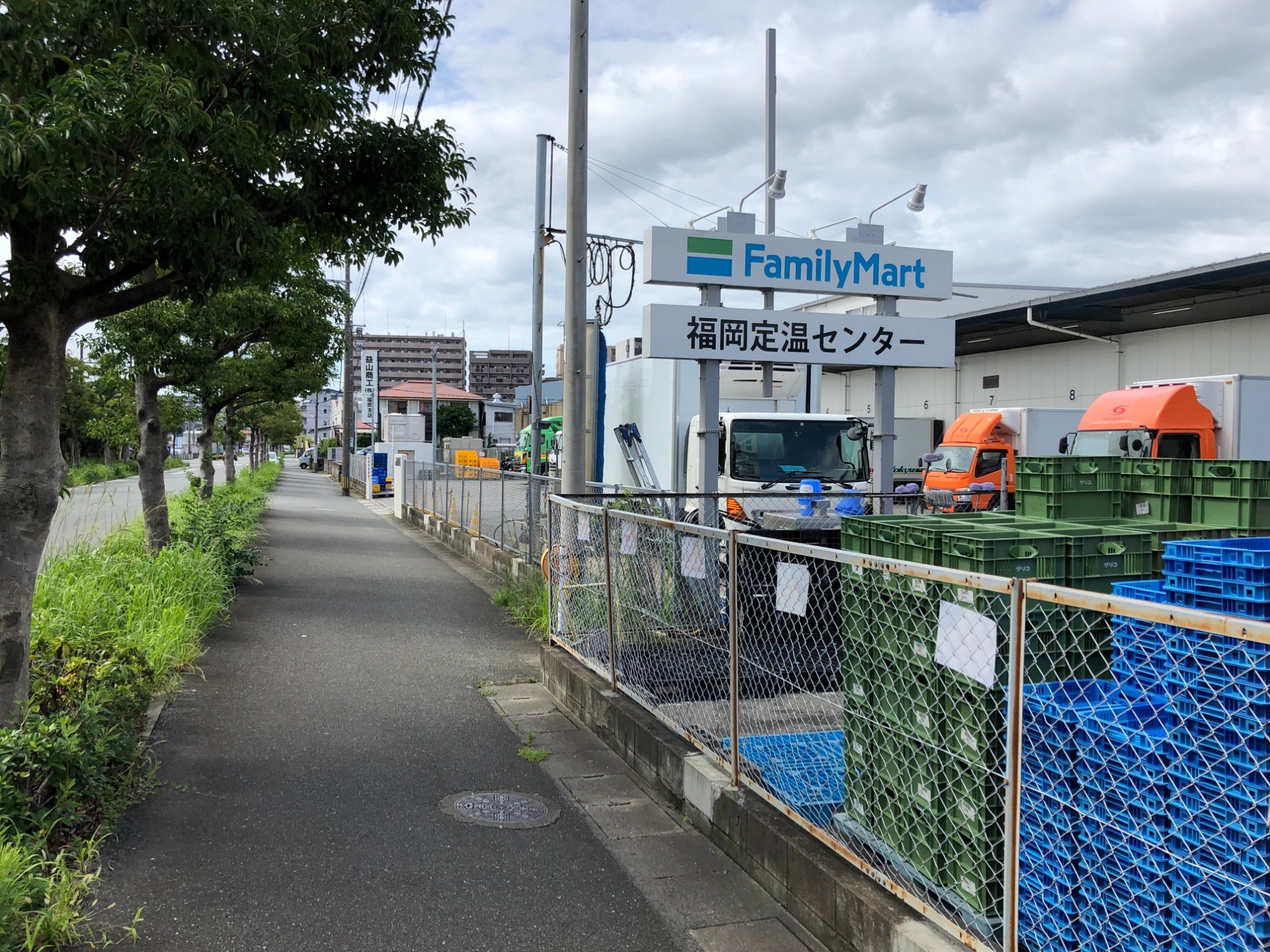【パート・アルバイト】コンビニエンスストア向けの仕分けスタッフ-山村ロジスティクス株式会社-福岡県検品スタッフ/仕分け・シール貼り-アルバイト ...